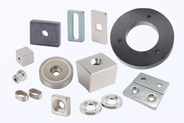 Custom Strong Magnet With Mounting Holes in Middle